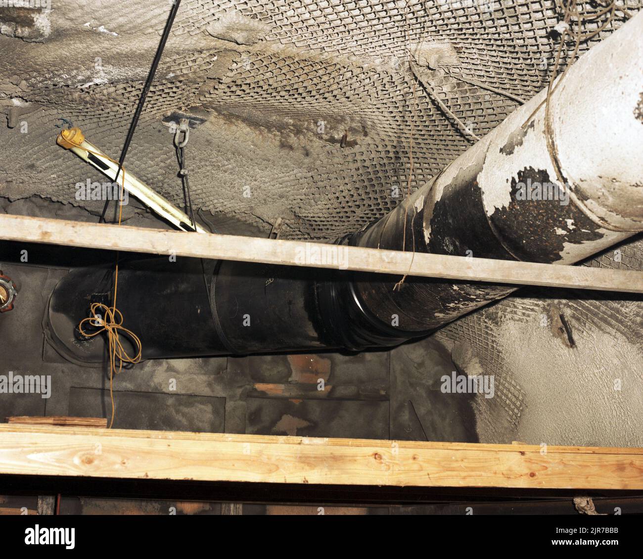 A850342 U12N MISTY RAIN VENT LINES & CABLE PORTS STAN DAINS (Project ...