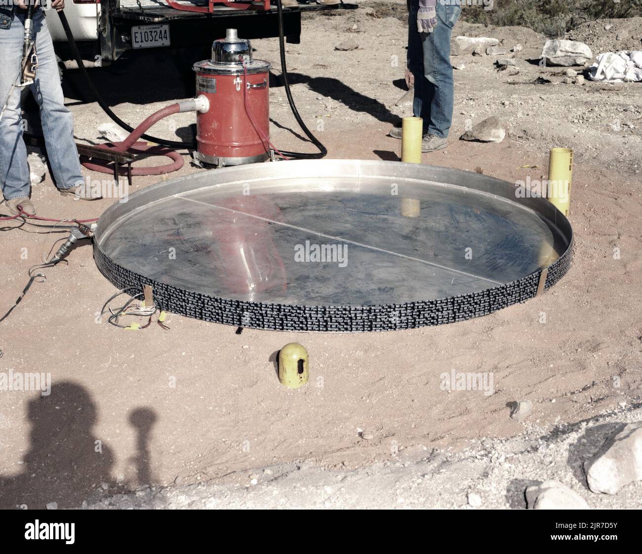 Disks laboratory hi-res stock photography and images - Alamy