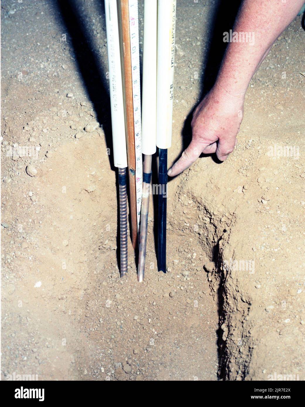 A841053 U12G BACK BURNER TEST BED BUILD-UP ROD SHEAR (Project Engineer ...