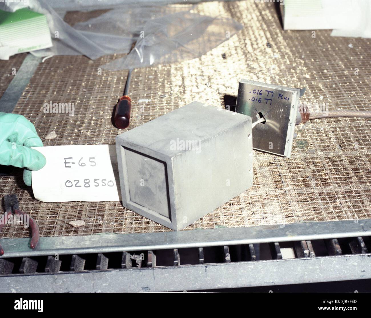 Photographs of surgical instruments hi-res stock photography and images ...