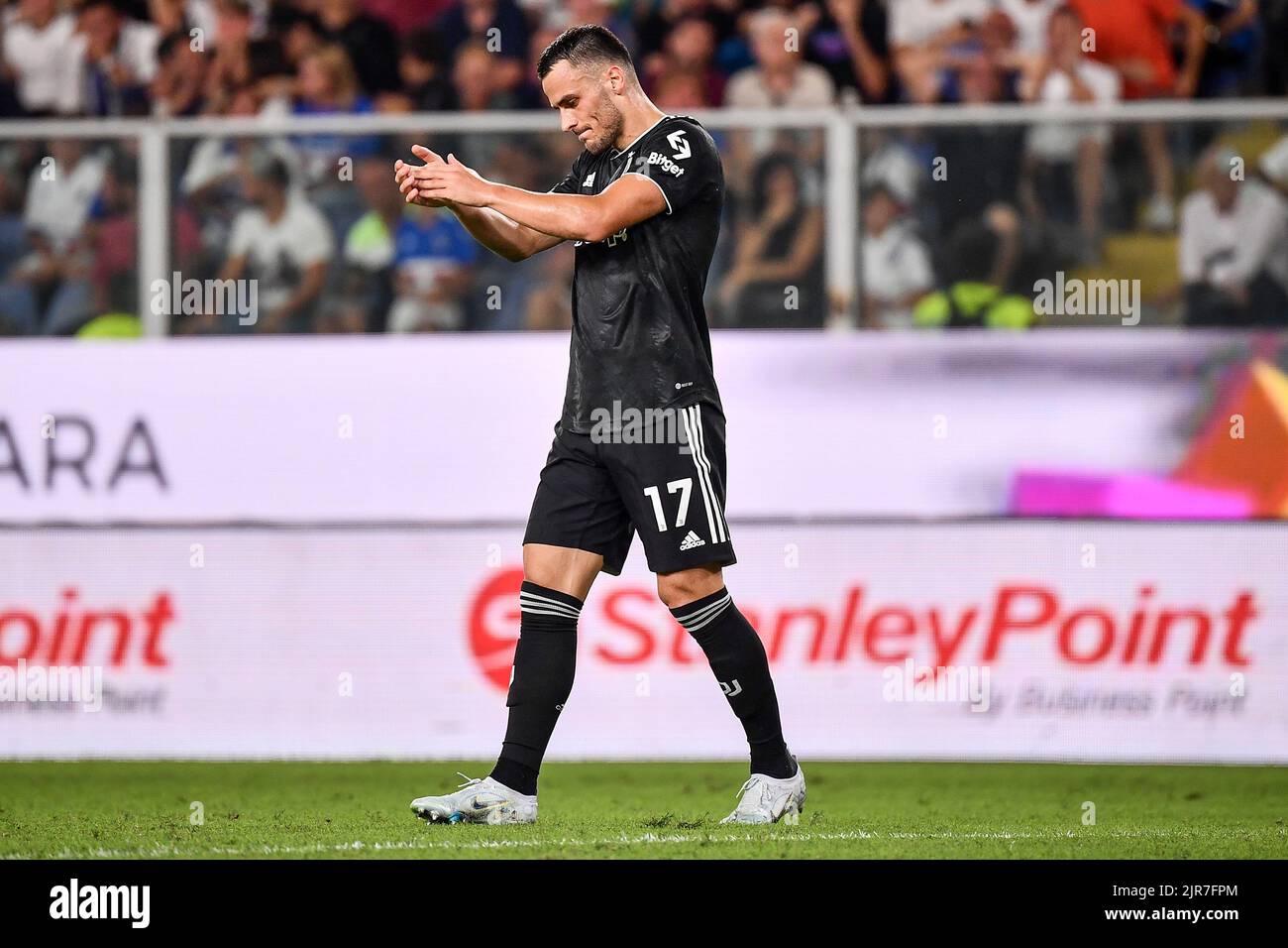 Juventus fc filip kostic 2022 hi-res stock photography and images - Alamy