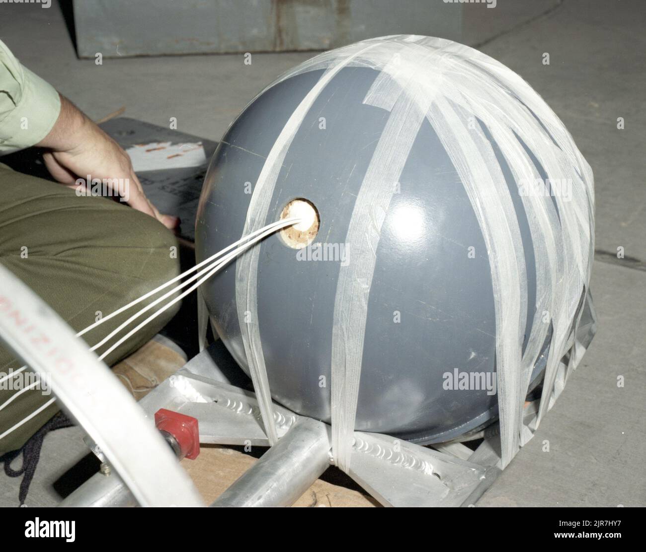 A831462 U12G RS-18 GAUGE INSTALLATION CARL SMITH (Project Engineer) OCT ...