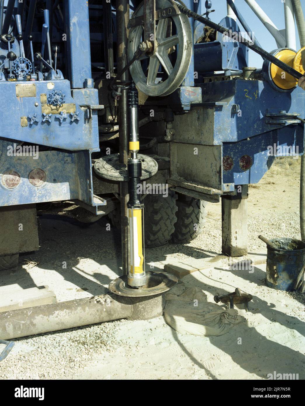 A822075 UE16B HEGF JERRY CUDERMAN (Project Engineer) NOV 2 82 EG&G/NTS ...