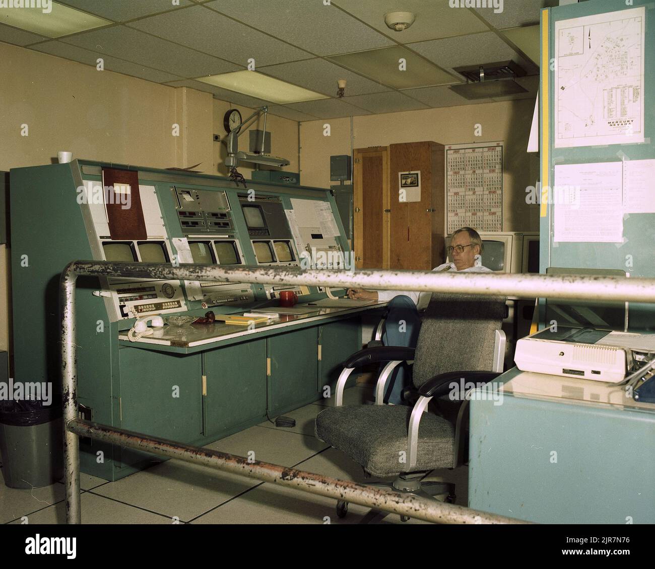 1982 building hi-res stock photography and images - Alamy