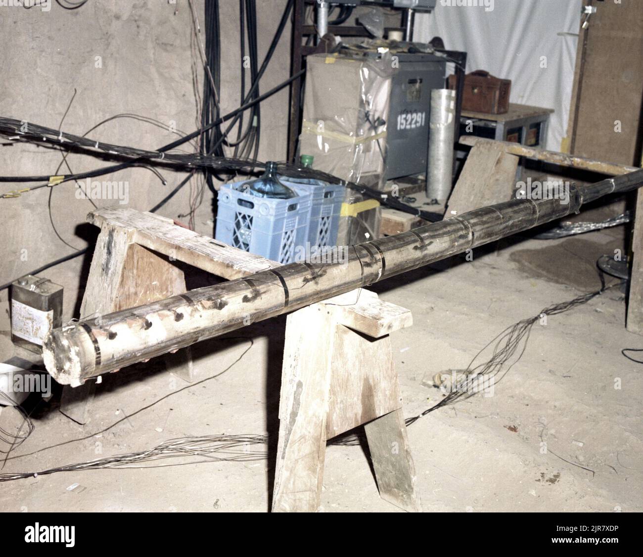 A820814 U12G NNWSI SDH-1 DUIMSTRA, CARL JUN 10 82 EG&G/NTS PHOTO LAB ...