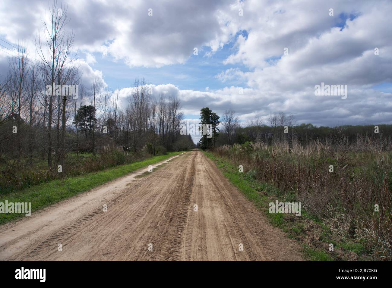 Off grid environment hi-res stock photography and images - Alamy