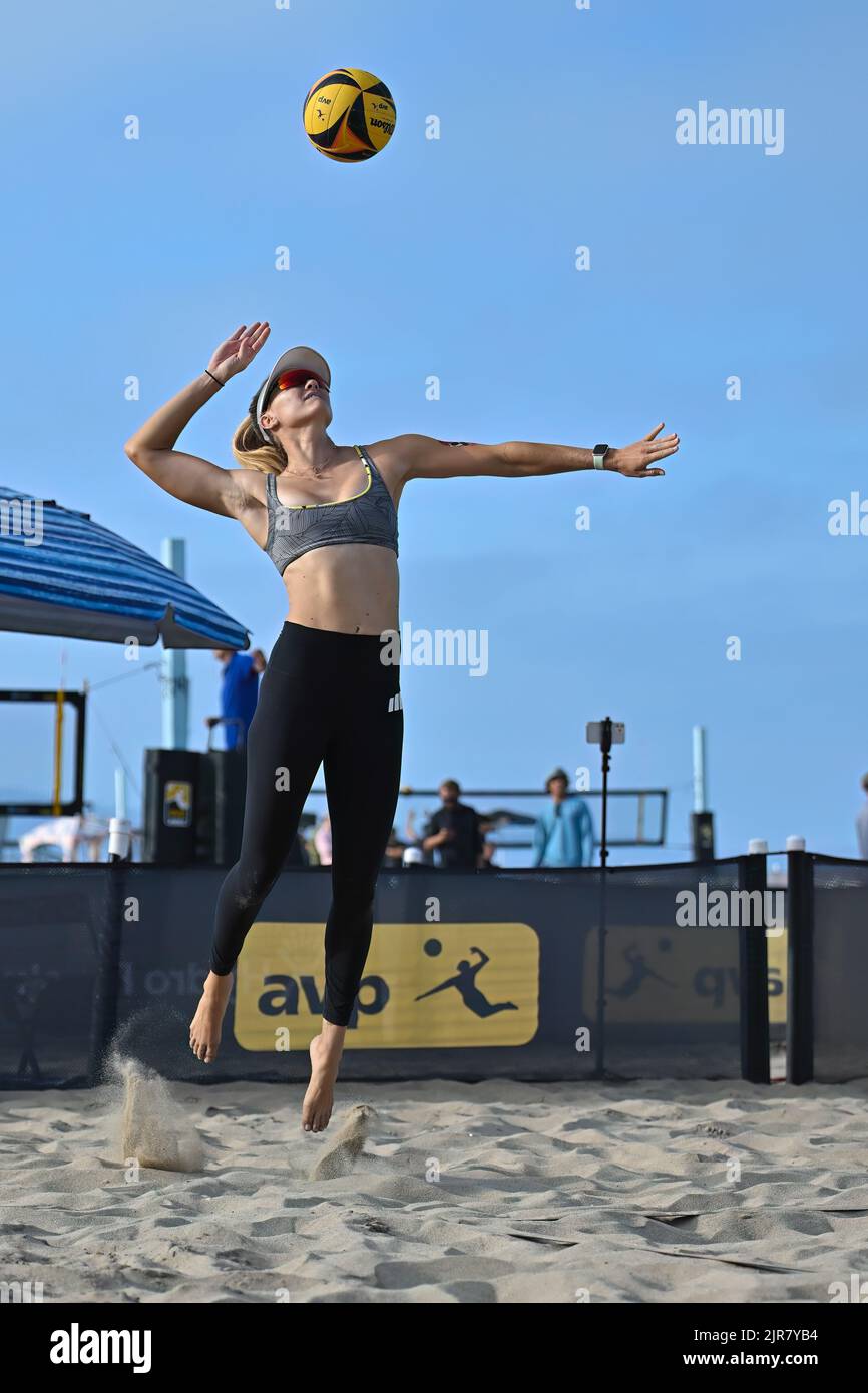 August 19, 2022: Corinne Quiggle during day one of the AVP Manhattan ...