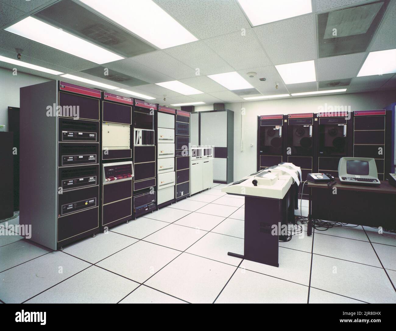 1972 computer room hi-res stock photography and images - Alamy