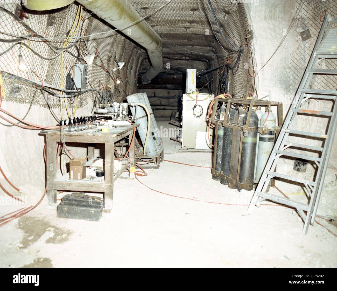 Frac tanks hi-res stock photography and images - Alamy