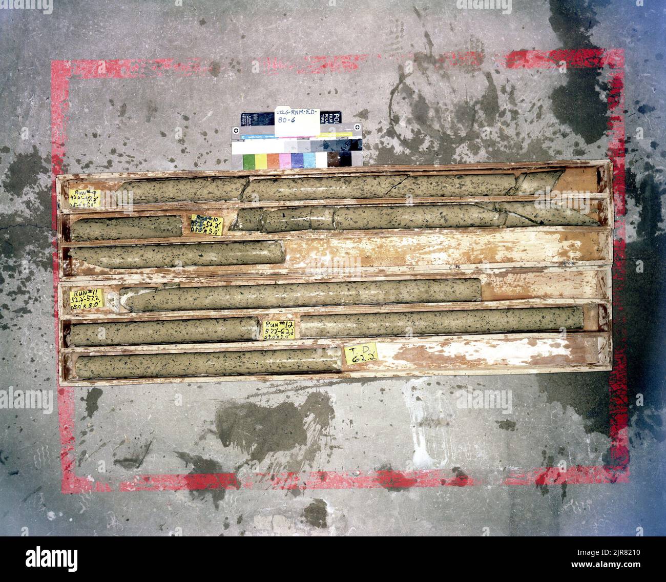 Engineer lab test concrete hi-res stock photography and images - Alamy