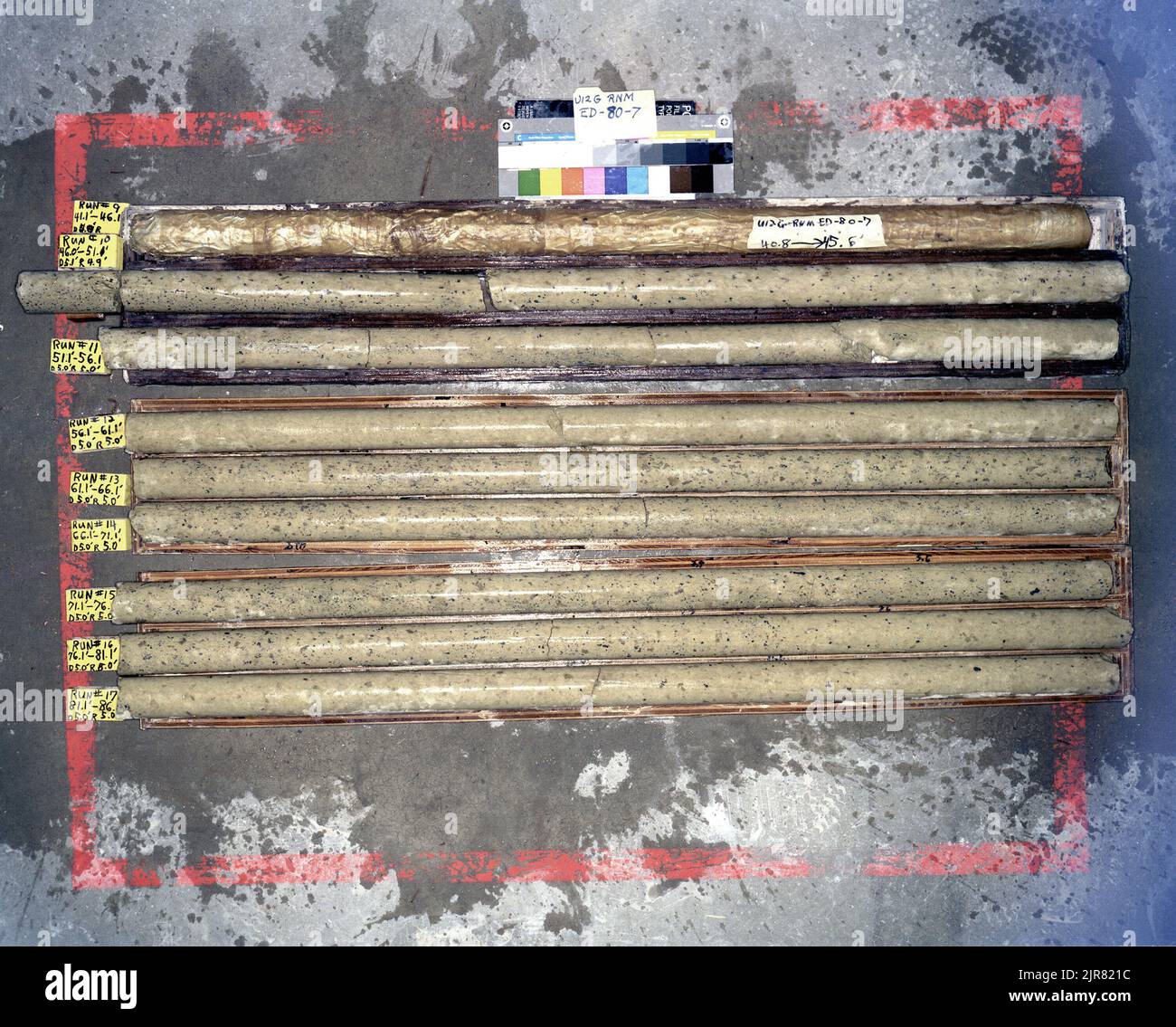 Engineer lab test concrete hi-res stock photography and images - Alamy