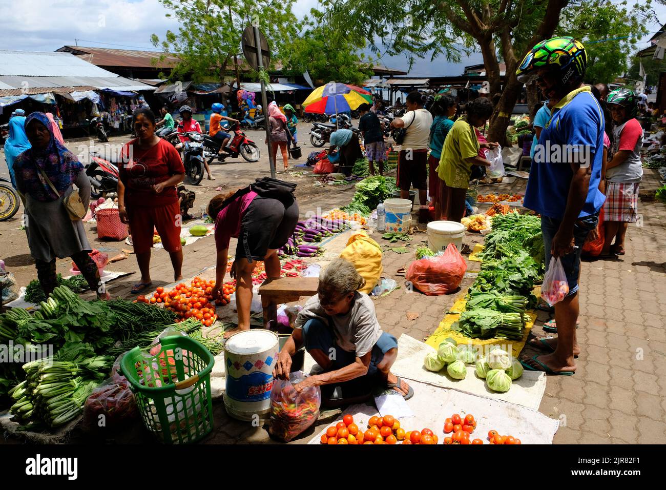 Indonesia Alor Island - Kalabahi market Stock Photo - Alamy