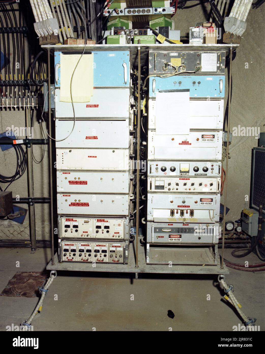 A801469 U12N MINERS IRON ALCOVE #2 JOHN W ALLEN OCT 28 80EG&G/NTS PHOTO ...