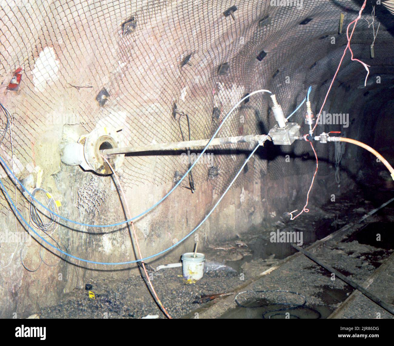 Frac pumps hi-res stock photography and images - Alamy