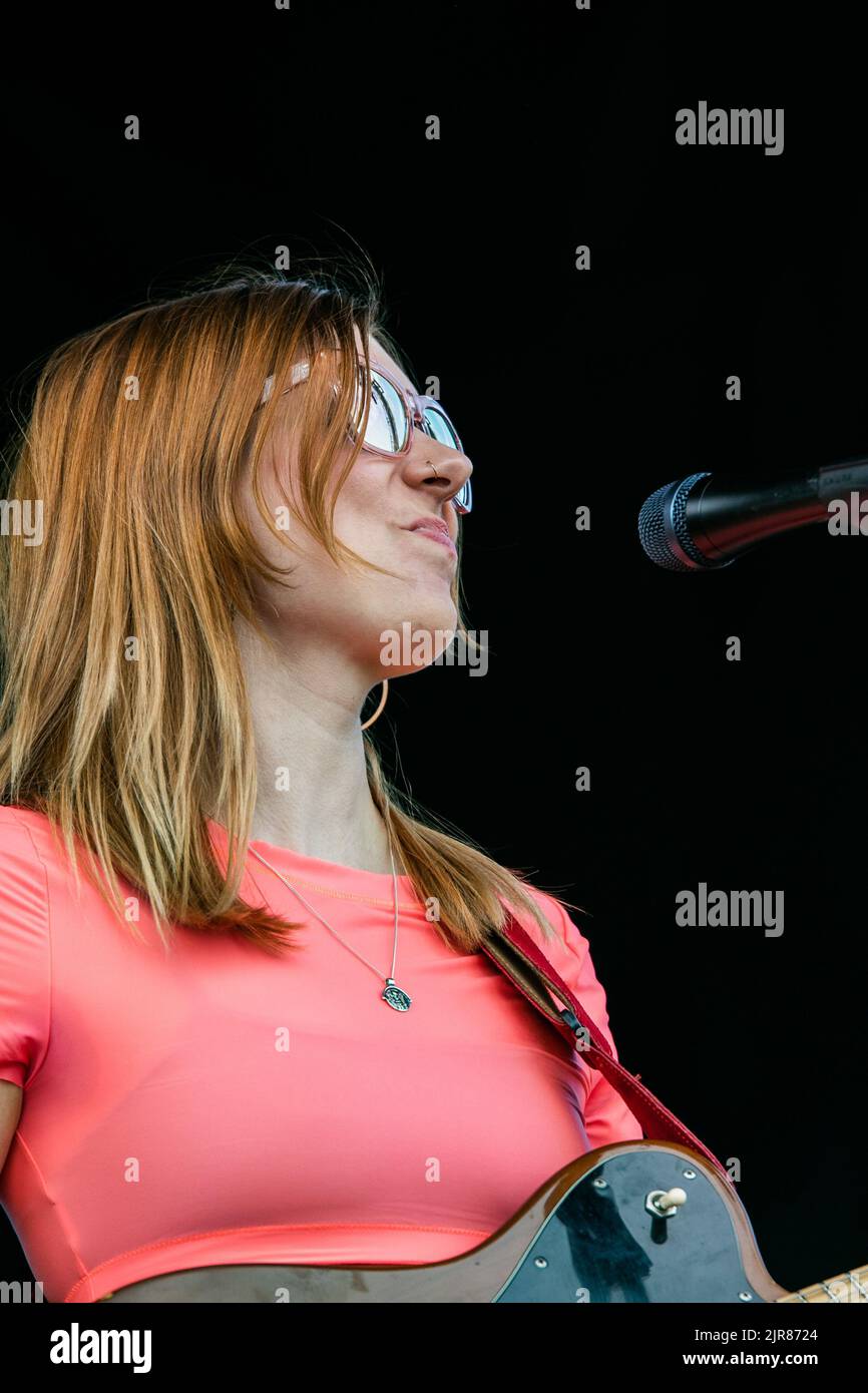 Olivia Street Lead singer of King of Foxes performs at the Together ...