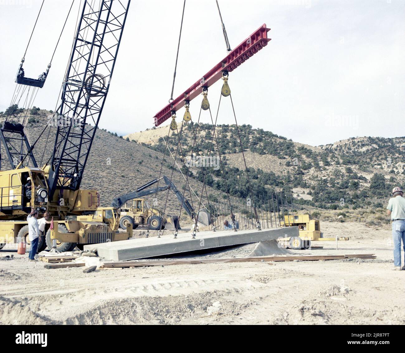 Engineer lab test concrete hi-res stock photography and images - Alamy