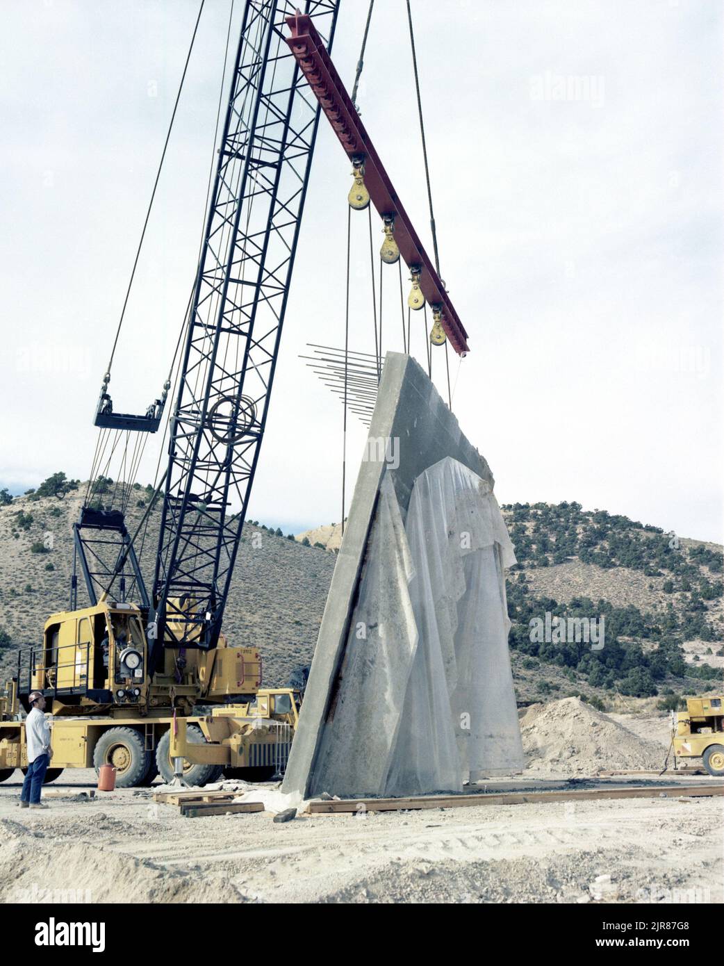 Engineer lab test concrete hi-res stock photography and images - Alamy