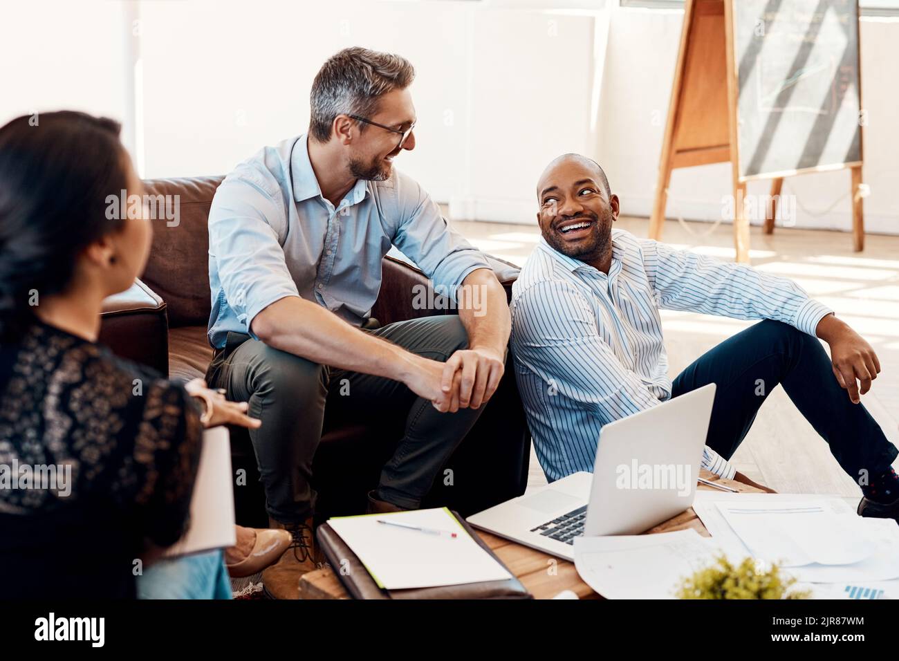 Business casual productive office hi-res stock photography and images ...