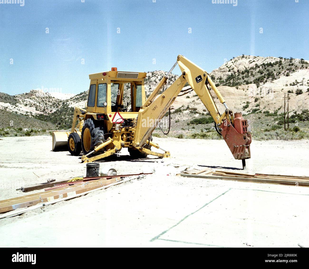 A790484 U12G NUTCRACKER EXPERIMENT FRANK NORRIS (Project Engineer) JUN ...