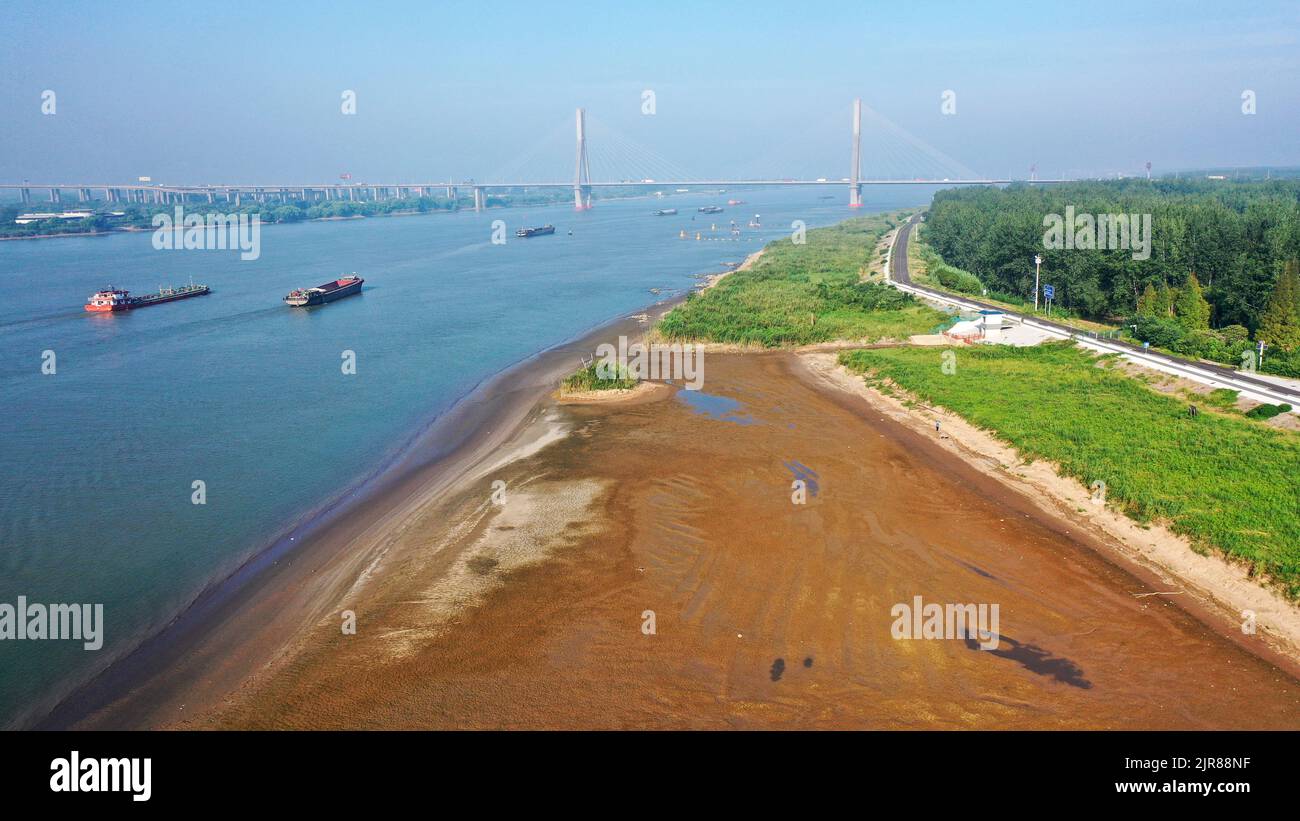 Decrease of temperature hi-res stock photography and images - Alamy