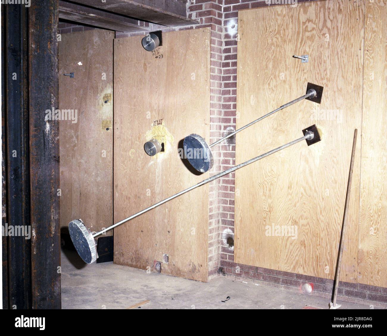 Containment structures hi-res stock photography and images - Alamy