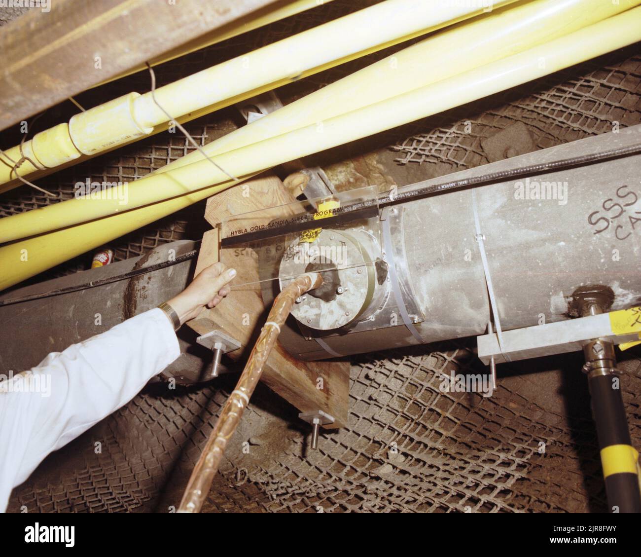 Aux cables hi-res stock photography and images - Alamy