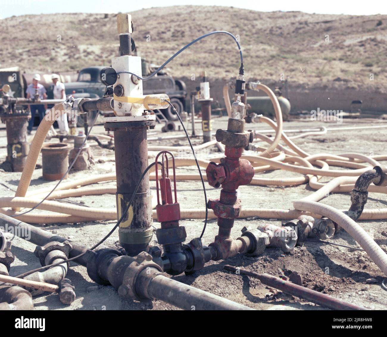 A771075 ROCK SPRINGS, WY OIL SHALE PROJECT HANK KERR (PROJECT ENGINEER ...