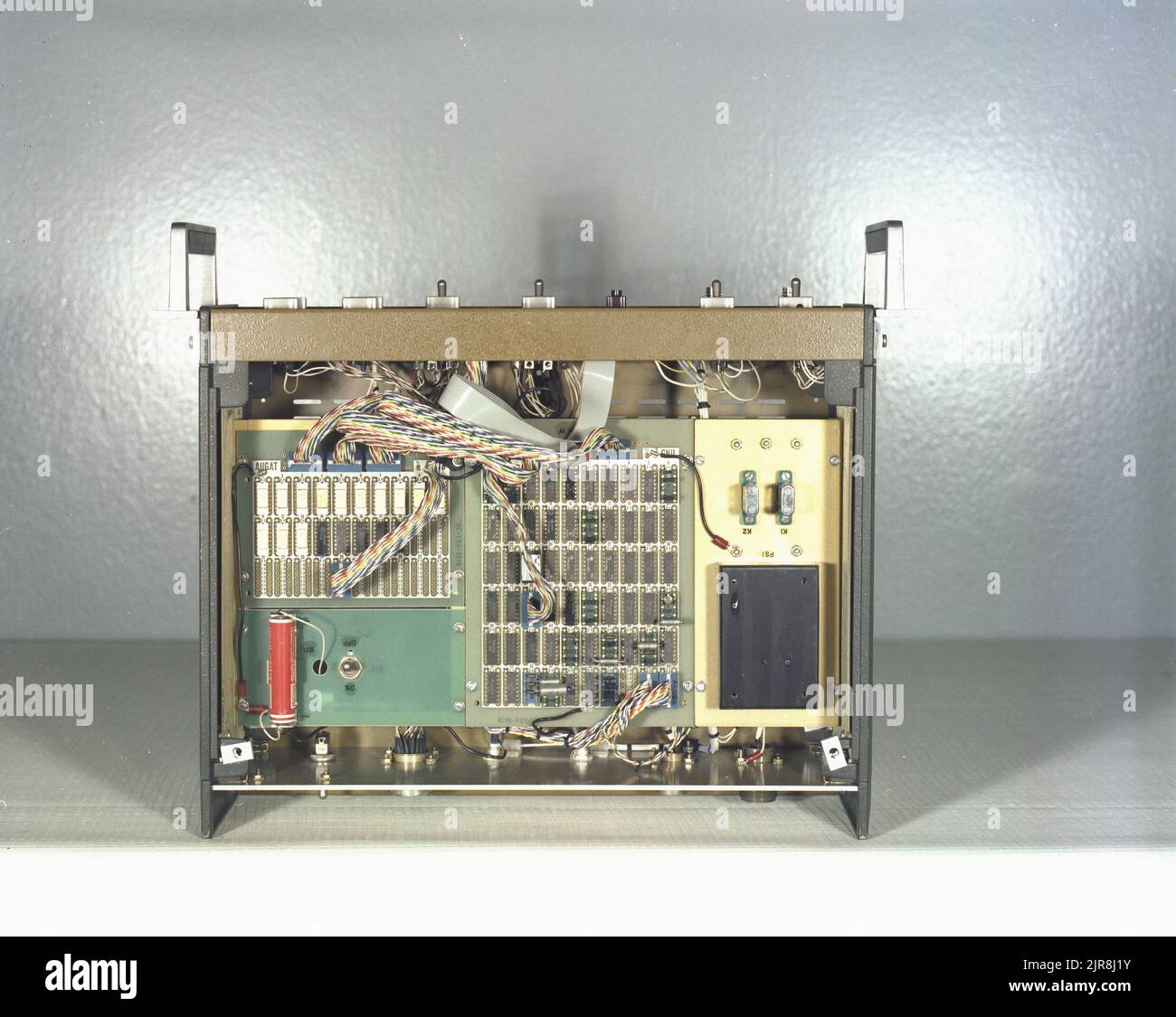 Wire recorder hi-res stock photography and images - Alamy