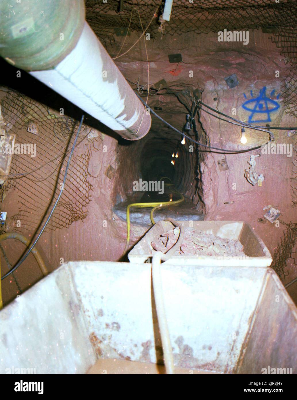 A770935 U12G PUFF-N-TUFF H.E. DRIFT J. TALBUTT (Project Engineer) APR ...