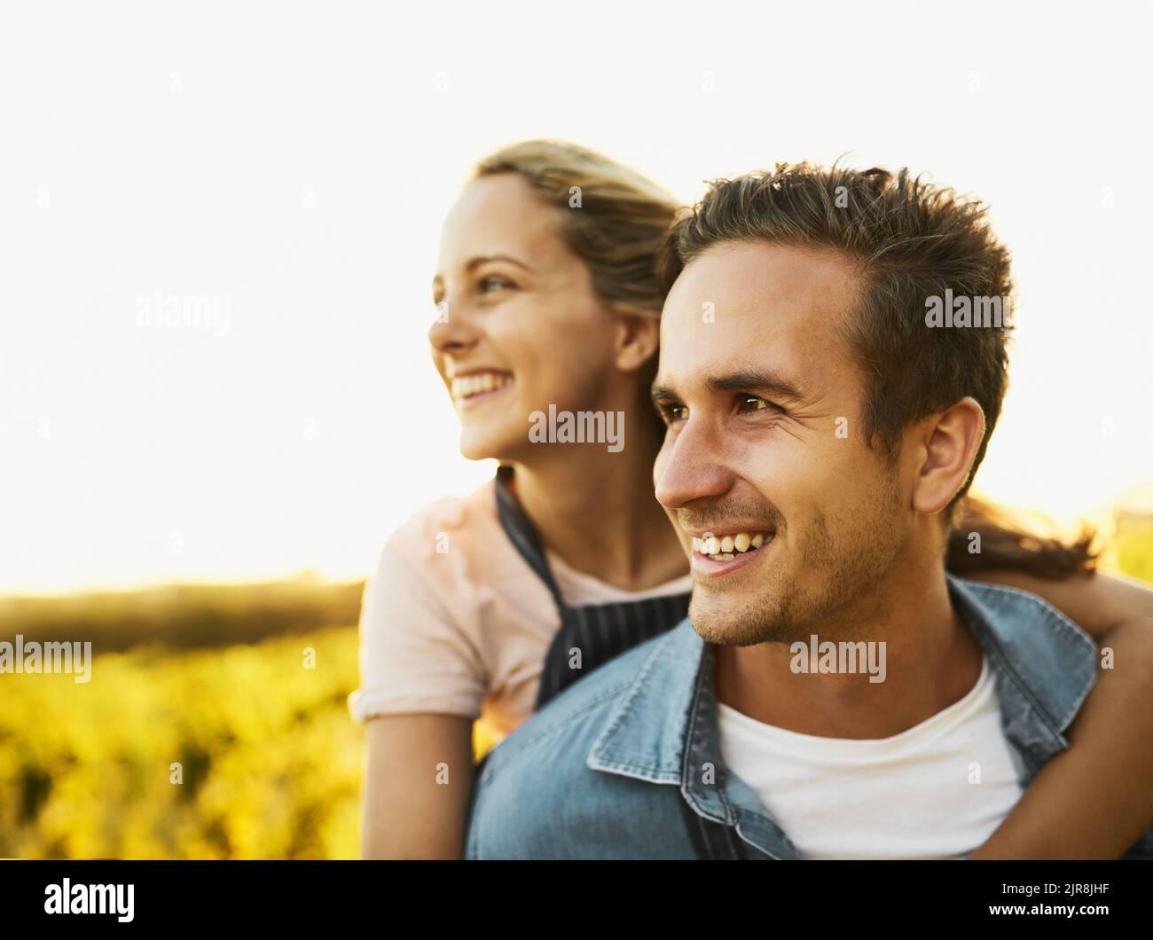 Men staring woman hi-res stock photography and images - Alamy Men staring woman hi-res stock photography and images - Alamy