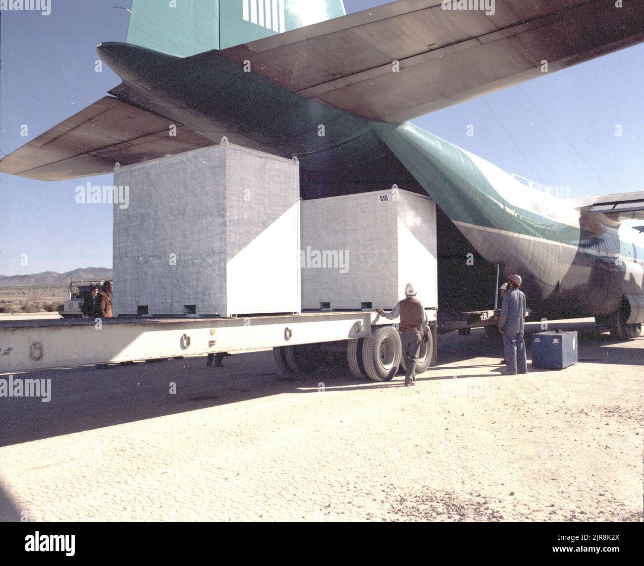 A770569 PNE LOADING EQUIPMENT C-130 J.R. DICKINSON (Project Engineer ...