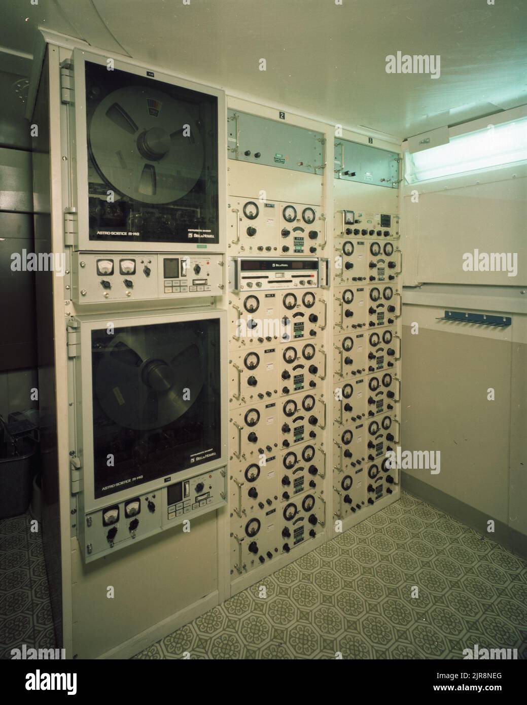 Data recorders hi-res stock photography and images - Alamy