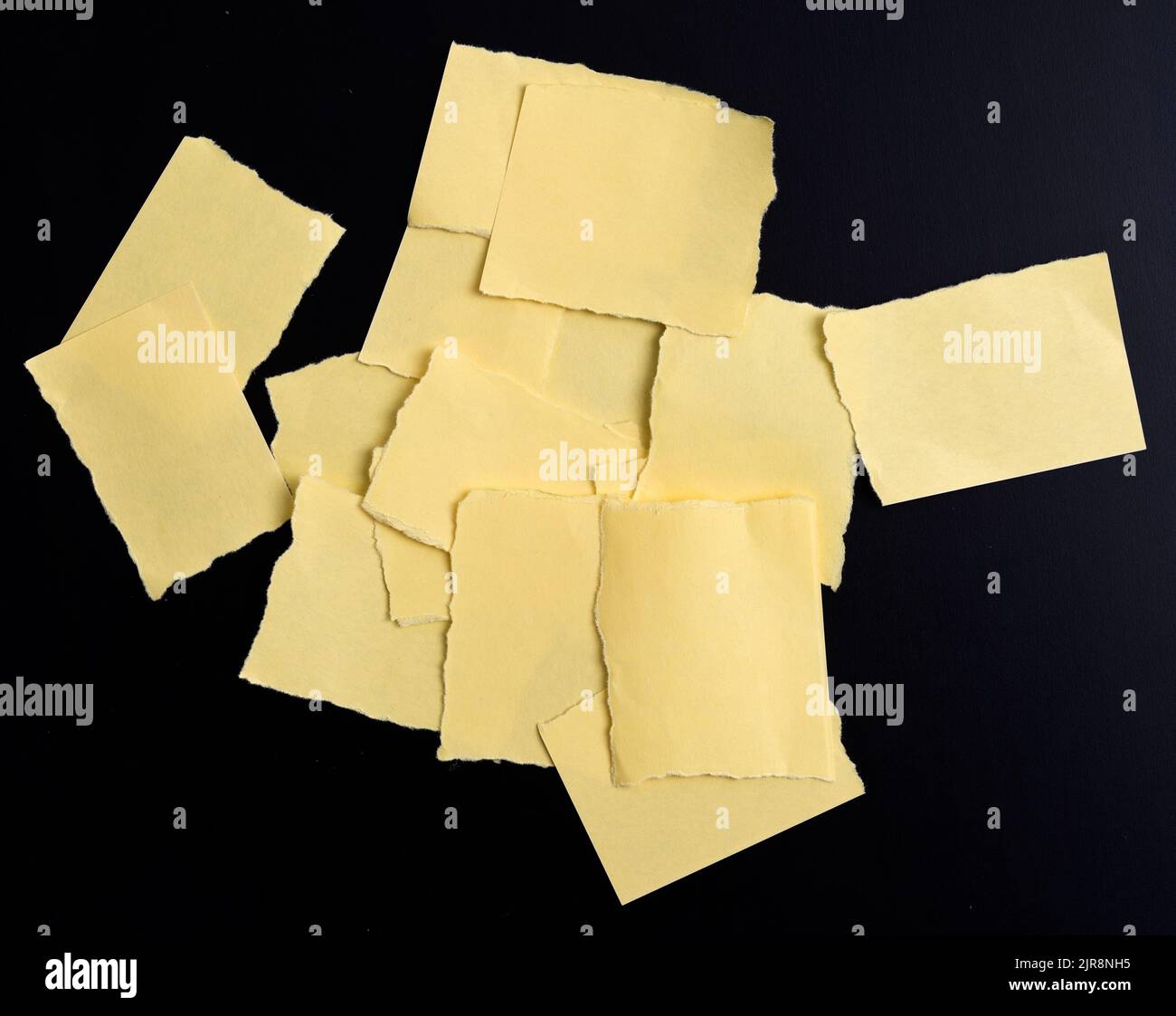 Set torn black note hi-res stock photography and images - Alamy