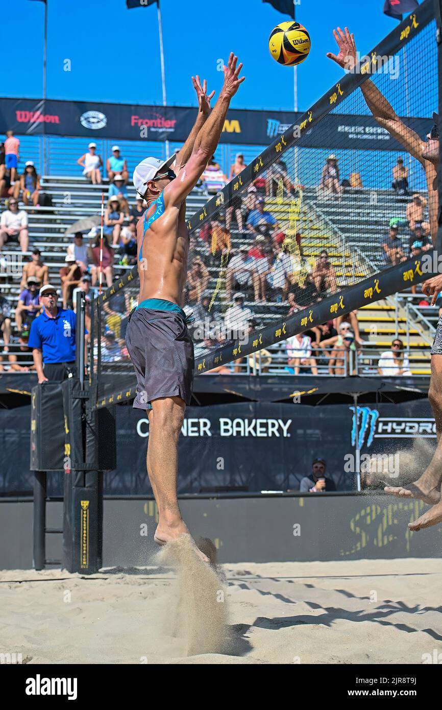 August 19, 2022: Paul Lotman during day one of the AVP Manhattan Beach ...