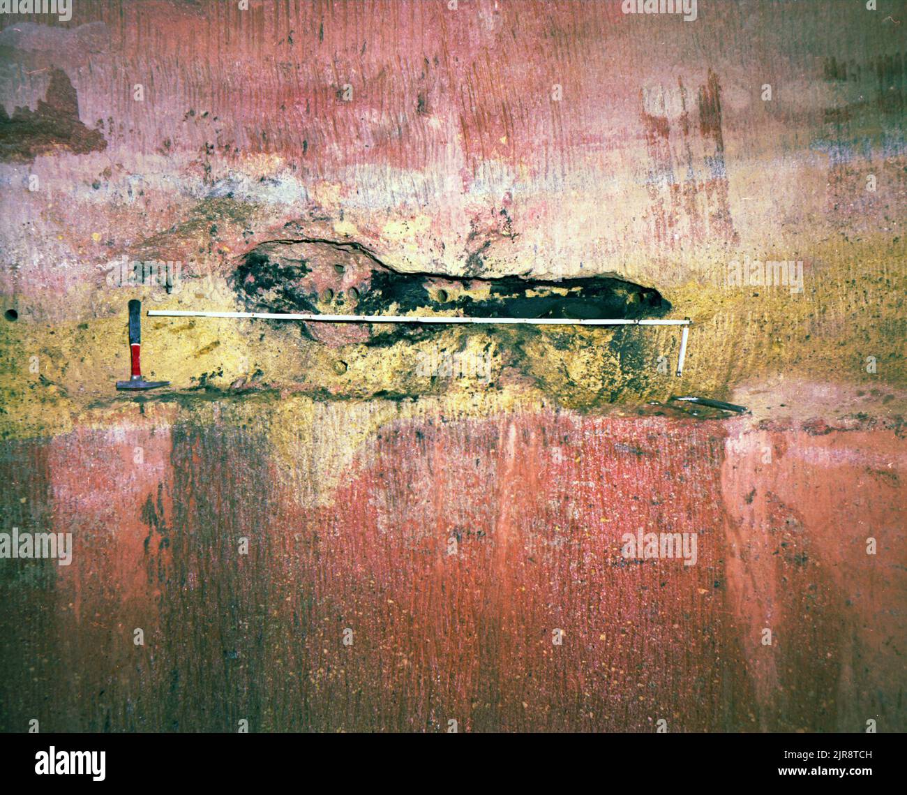 A760355 U12G HYDRA FRAC BILL VOLLENDORF (Project Engineer) MAR 17 76 EG ...