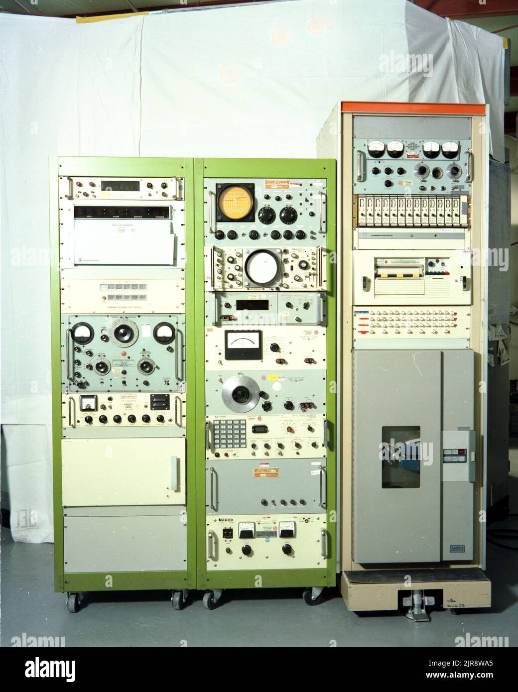 Gauges meters hi-res stock photography and images - Alamy