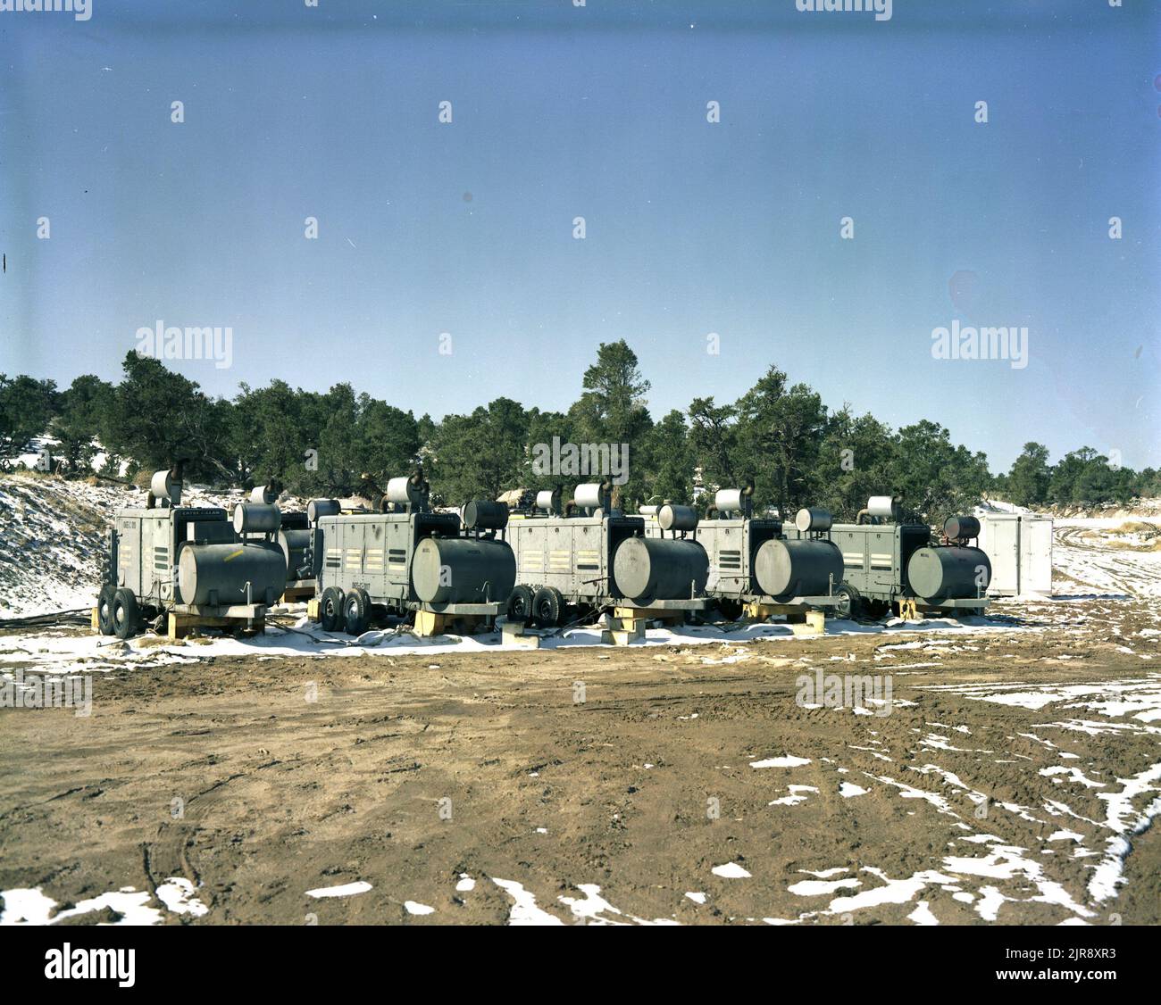 Car testing snow hi-res stock photography and images - Alamy