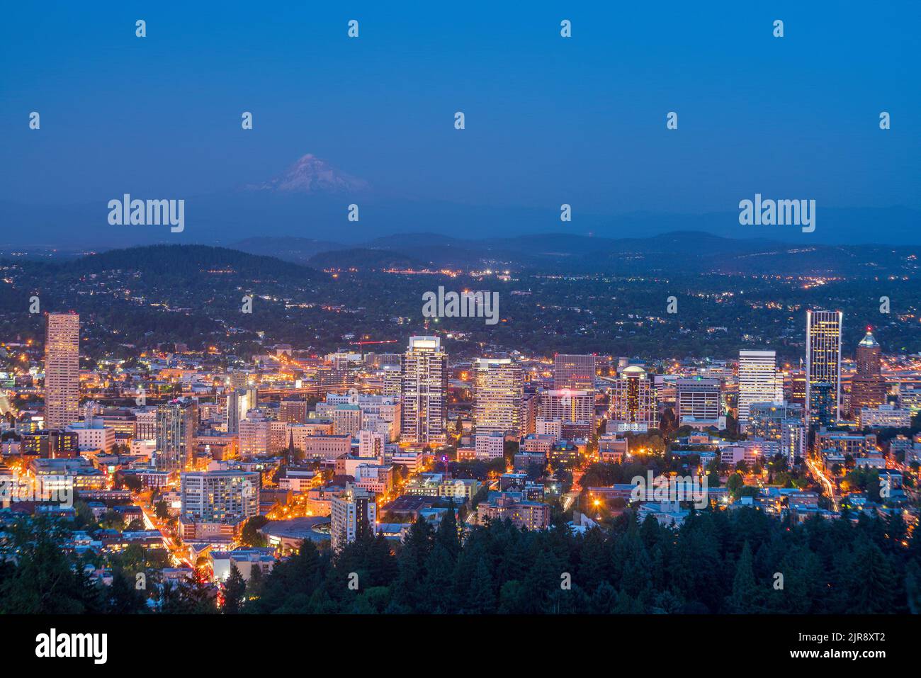 Downtown Portland, Oregon at sunset from Pittock Mansion Stock Photo ...