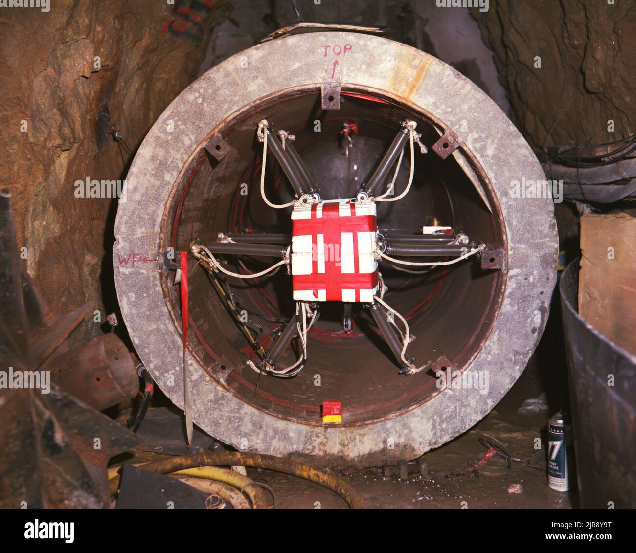 1975 ties hi-res stock photography and images - Alamy