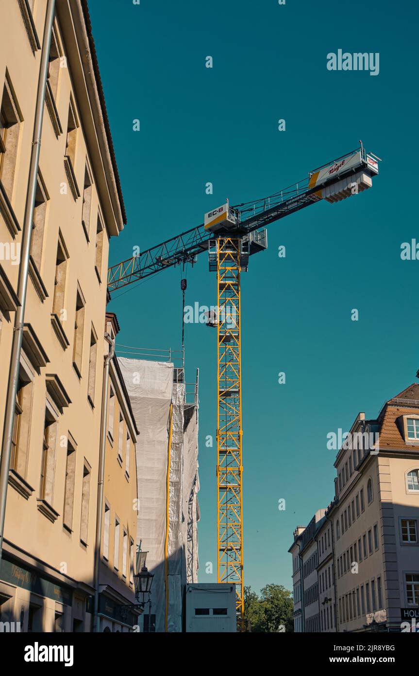 Baustellenkran hi-res stock photography and images - Alamy