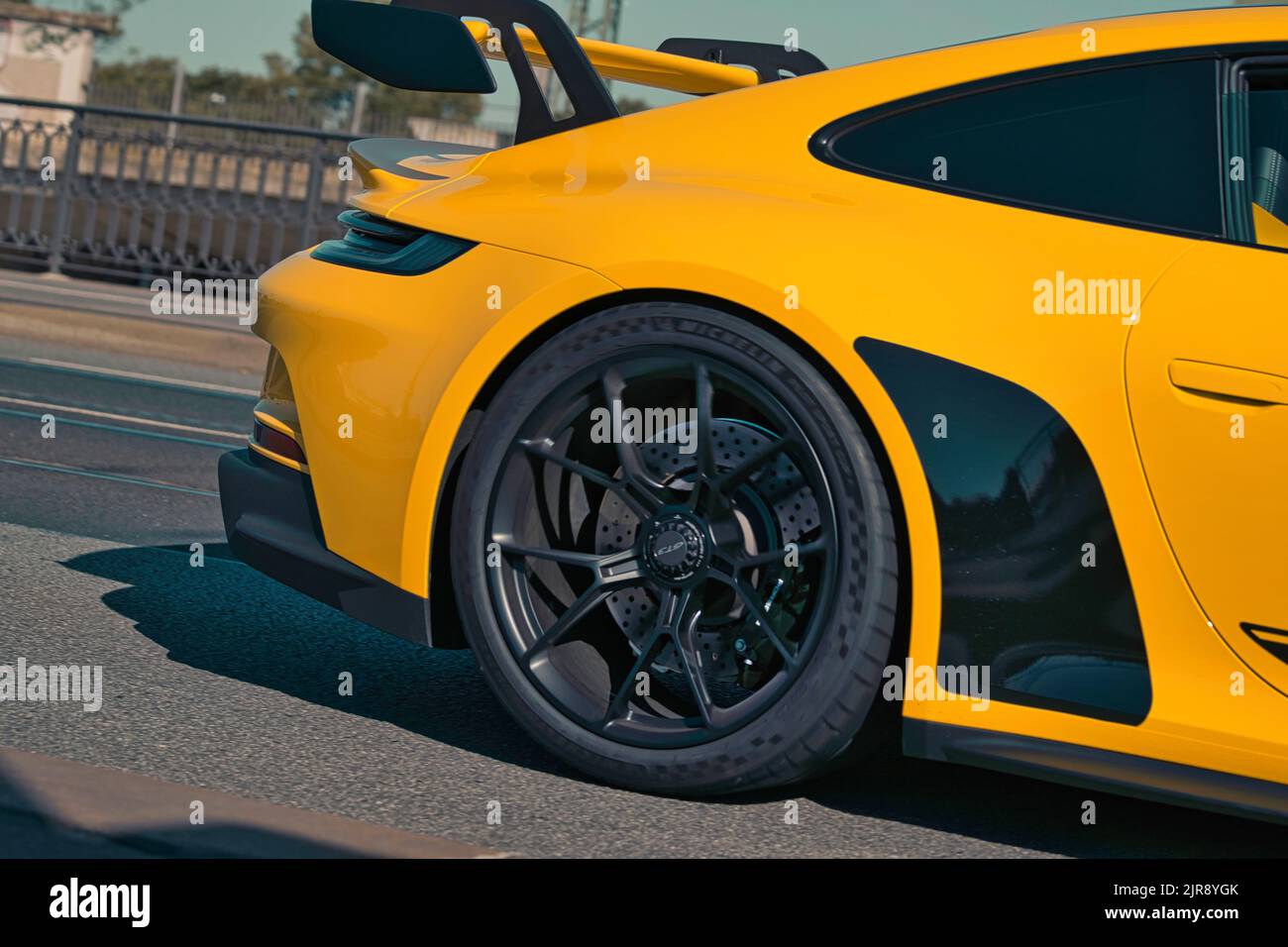 porsche 911 carrera yellow Stock Photo - Alamy
