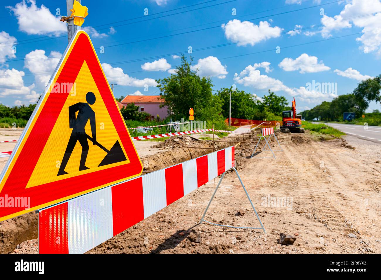 Work in progress, triangle sign with boundary, caution symbol, trench ...