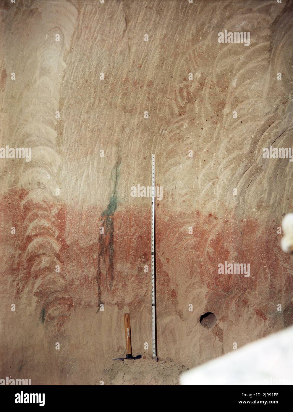 A740556 U12G HYDRA FRAC BILL VOLLENDORF (Project Engineer) AUG 9 74 EG ...