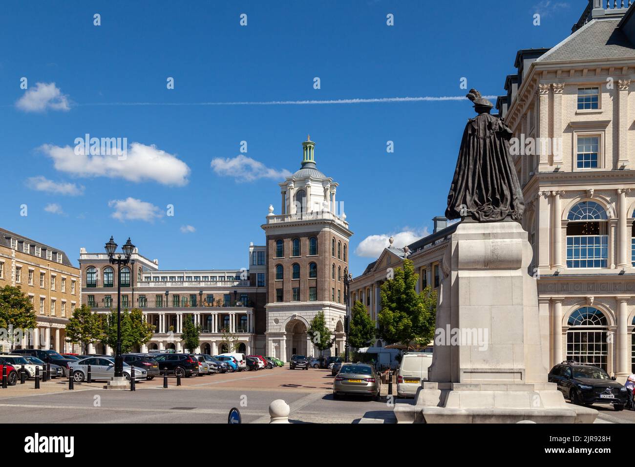 Queen Mother Square, Poundbury, Dorset Stock Photo - Alamy