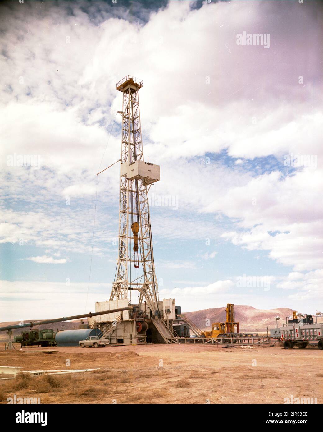 R&d construction hi-res stock photography and images - Alamy