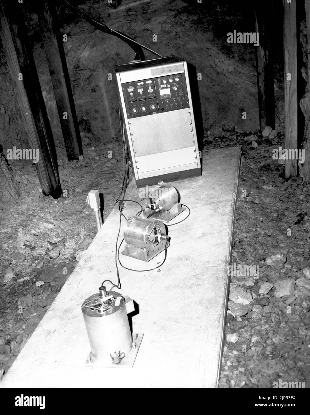 Seismic sensors Black and White Stock Photos & Images - Alamy