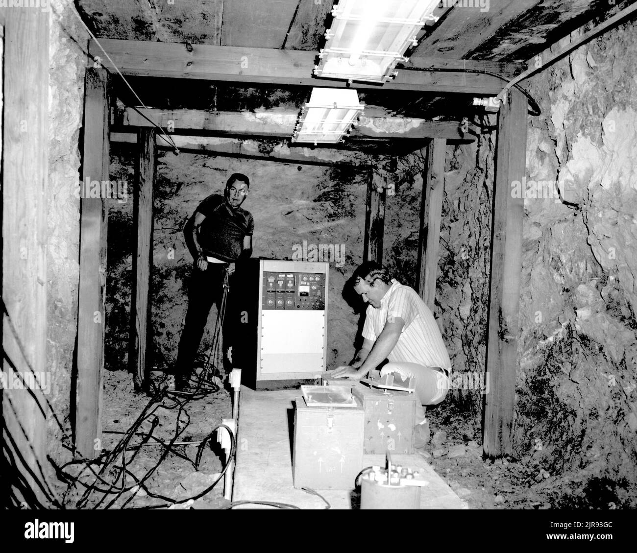 Seismic instruments Black and White Stock Photos & Images - Alamy