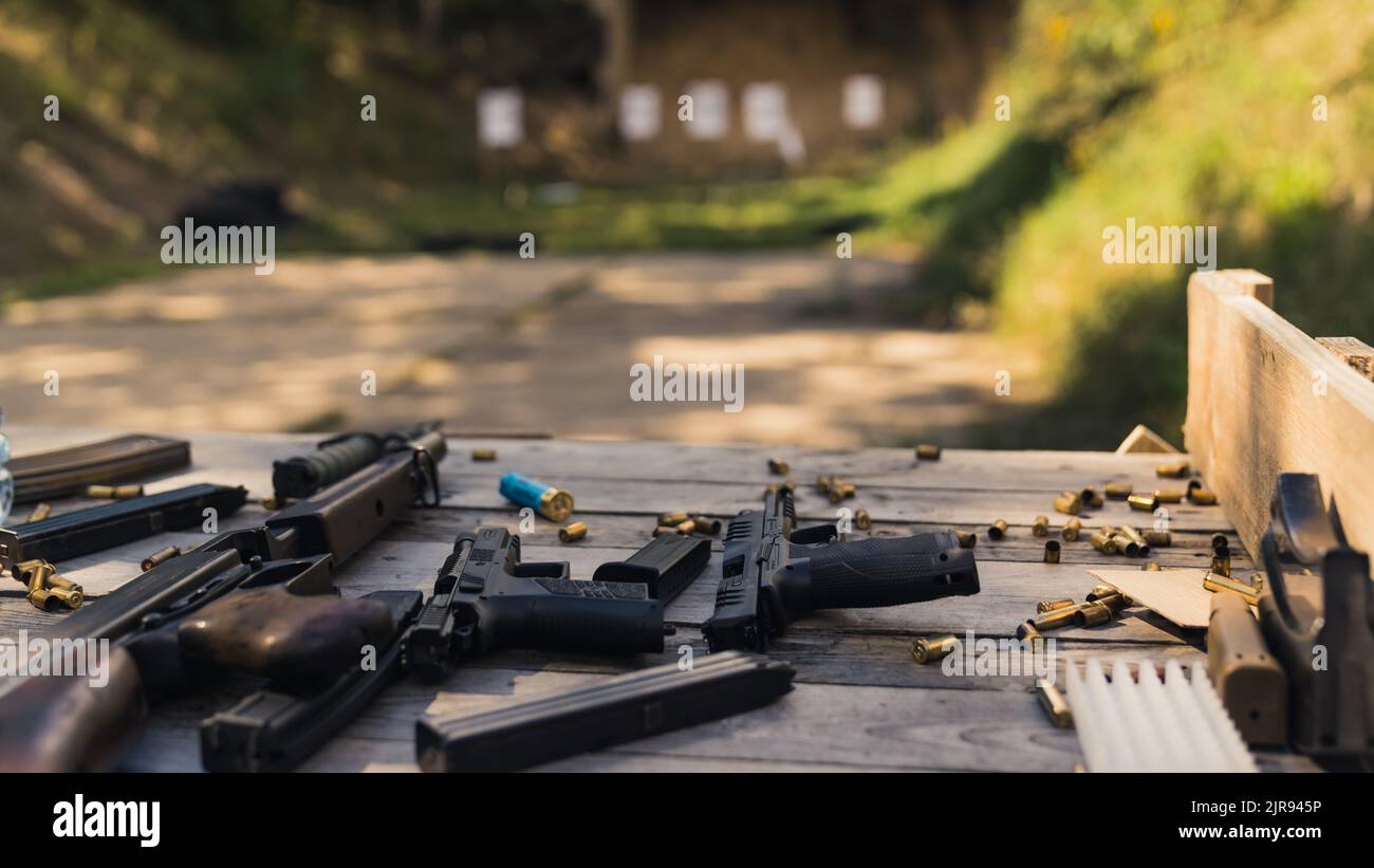 Firing range target hi-res stock photography and images - Alamy