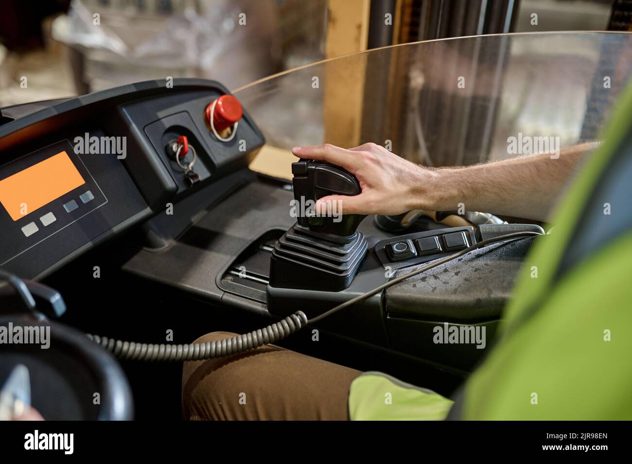 Truck driving into the warehouse hi-res stock photography and images ...