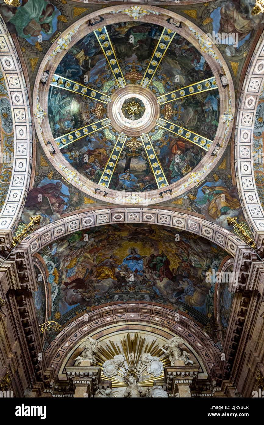 Spain tortosa old town hi-res stock photography and images - Alamy